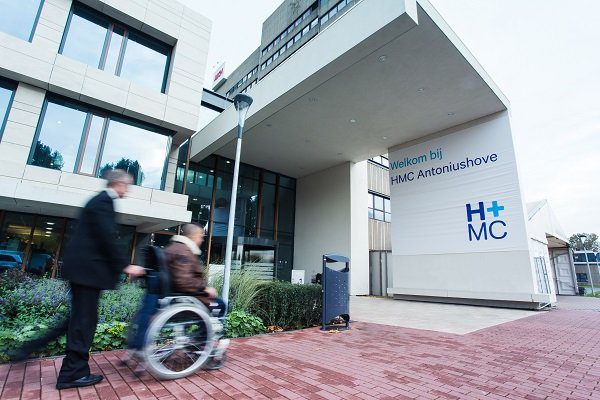 Nieuws | Patiënten geven HMC-medewerkers dikke 8 | HMC